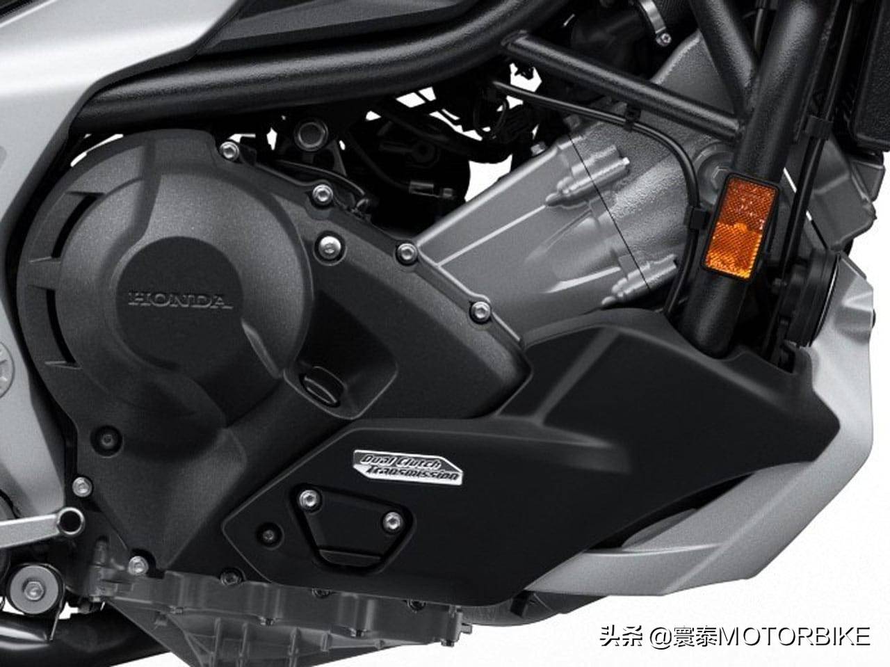 2021款本田NC750X动力更强、更好骑！有哪些细节变化？_搜狐汽车_搜狐网