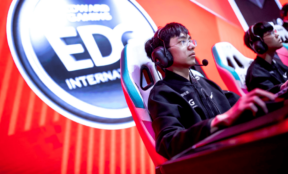 最佳阵容：EDG圣枪哥入选！周MVP来自RNG_电竞