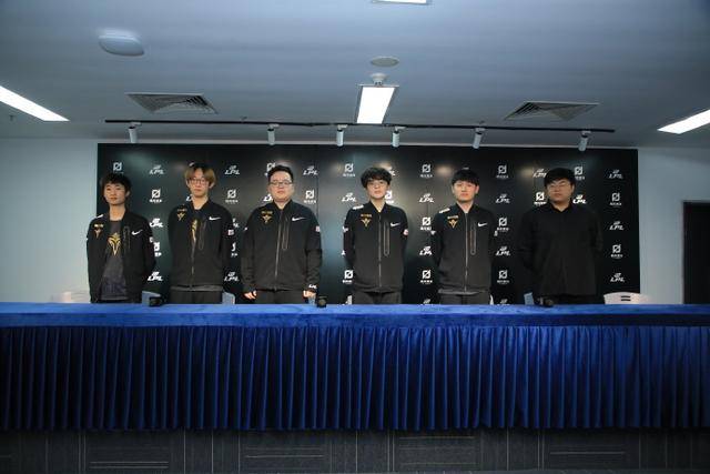 V5赛后群访 ppgod：期待等先进季后赛再说吧_比赛