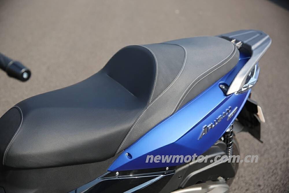 宏佳腾曲线救国，光速宏佳腾APLUS400三足鼎立_搜狐汽车_搜狐网