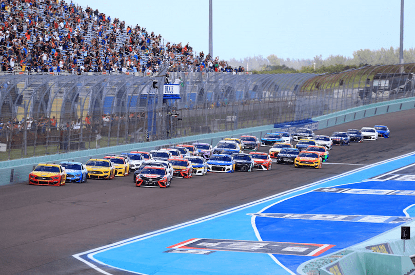 【NASCAR】年轻车手再发力，生涯第二胜_比赛