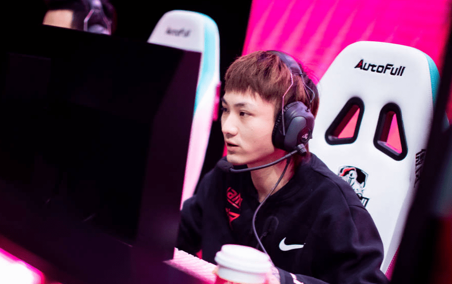 LPL春季赛：Puff对阵JKL！忍界大战，TES欲复仇IG_比赛