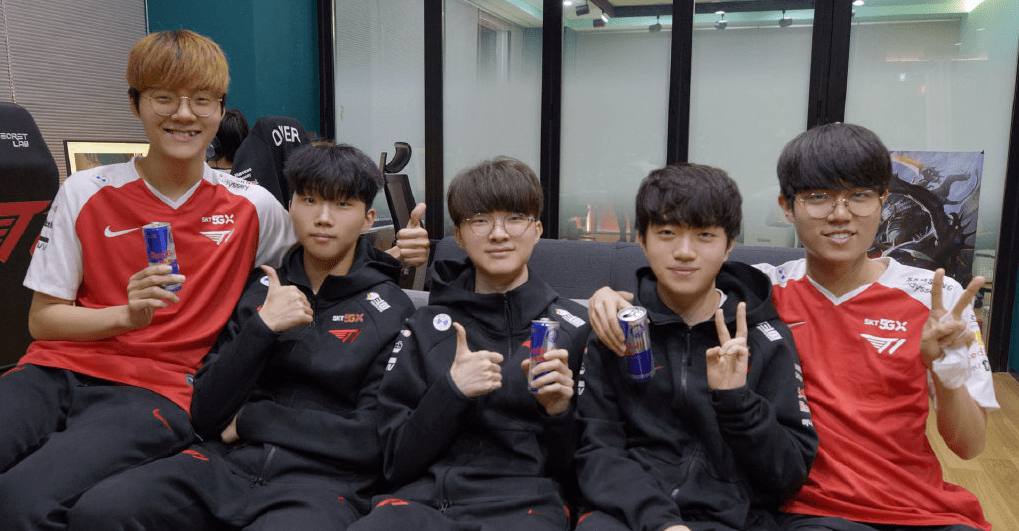 合同11月到期！Faker是否会转会？T1总经理给出答案_Clozer