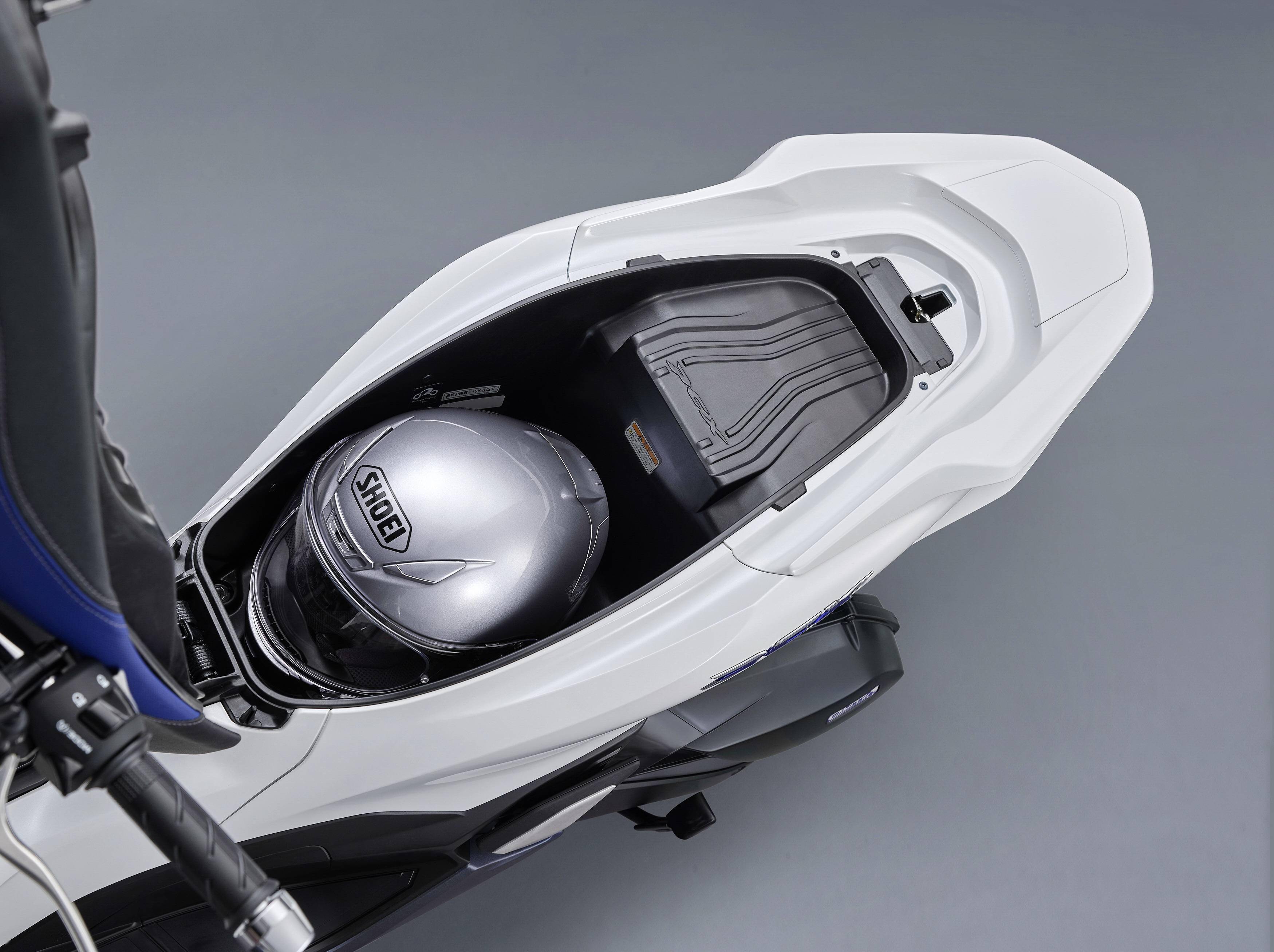 Honda 新一代 PCX 2021 系列：技术示意图（车体篇）_搜狐汽车_搜狐网