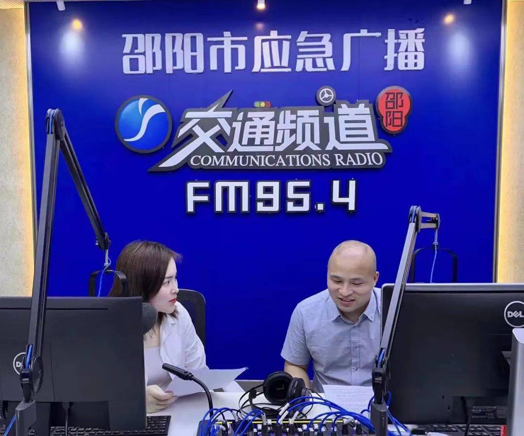 我和我的支部丨当好一面旗帜 筑牢一座堡垒 服务好人民群众_匡荣辉