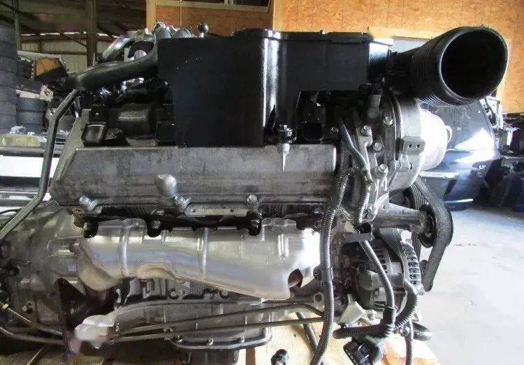 高能系列4:丰田大V8，3UZ堪称最便宜8缸机器，只要2万！_搜狐汽车_搜狐网