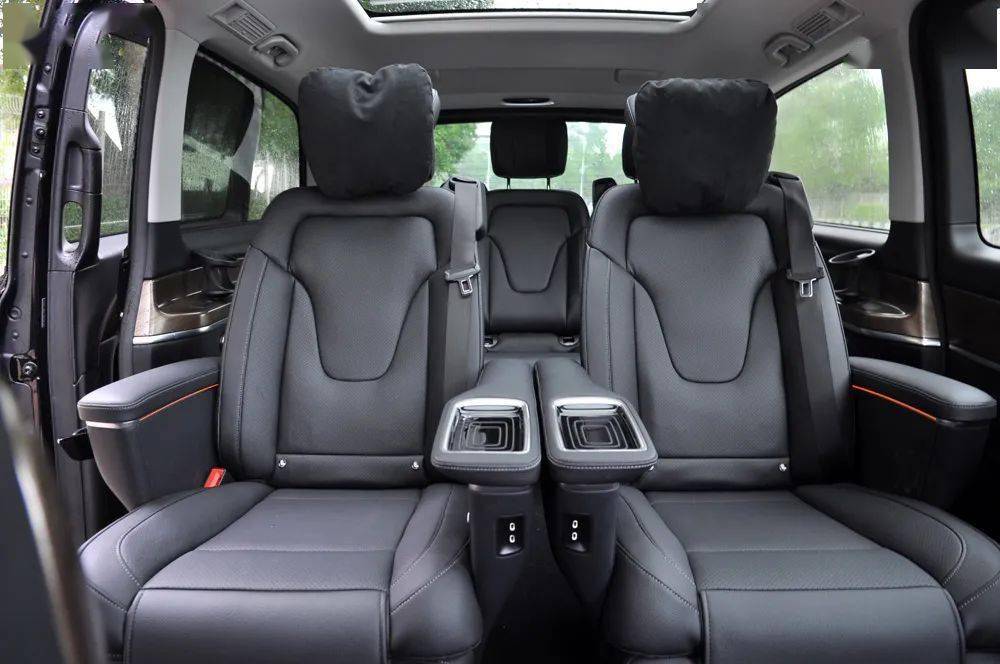 9速变速箱和空气悬架加持 2020款奔驰V260L表现如何？_搜狐汽车_搜狐网