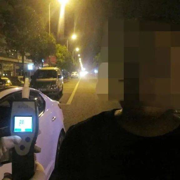 酒驾成瘾？镇江新区一男子屡教不改，两次无证酒驾！结果孙某