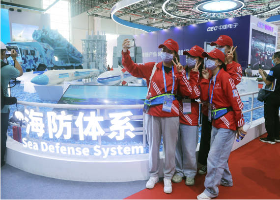 航天新一代装备盛装亮相珠海航展_海防