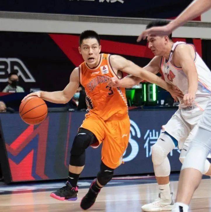 CBA综合：上海轻取四川 同曦不敌广厦_比赛