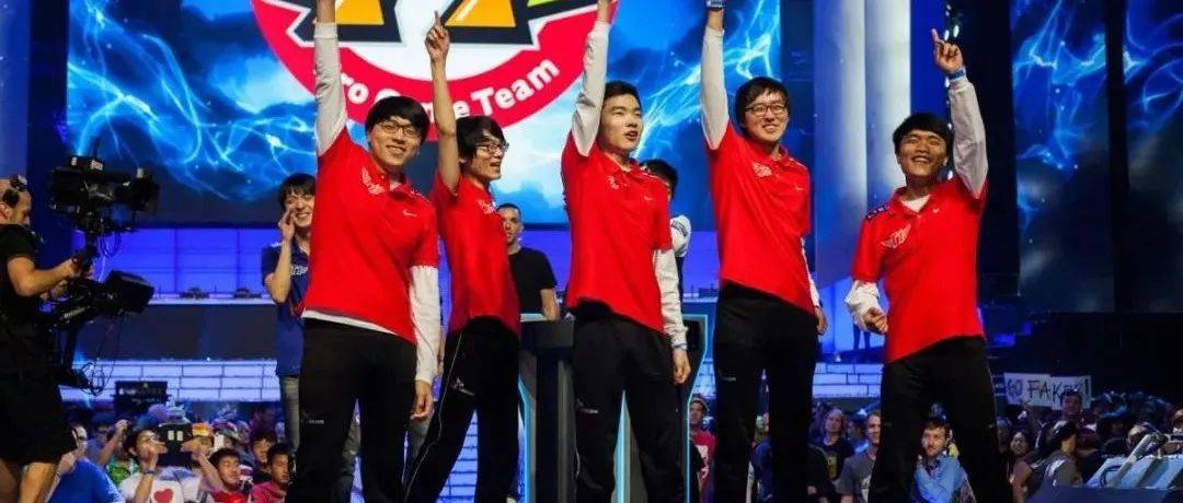 世一野Bengi谈SKT队内秘闻，李哥和Marin性格很强势，最喜欢Scout_bengi