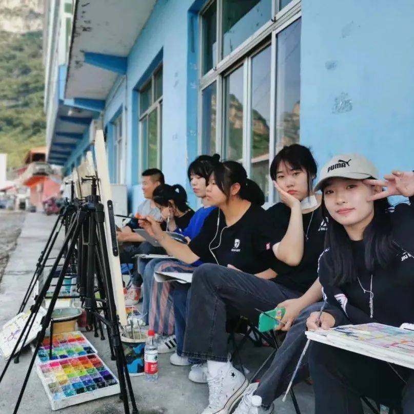 FM105.9 教育正前方 | 你需要了解的那些美术艺考新政策_谢超_政教处_直播