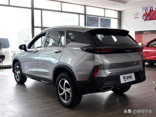 油耗6.9L，尺寸不小省油便宜的高性价比SUV，带你看海马8S_搜狐汽车_搜狐网