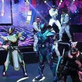 假面骑士revice：圣诞节正式到来，亡命众决定献祭阿基蕾拉_门田_一家_变色龙