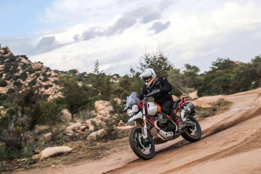 探索更多乐趣！动力+配置升级V85 TT_搜狐汽车_搜狐网