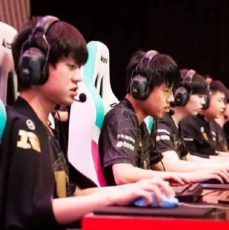 海外网友热议RNG击败TT：Bin没有存在感！RNG在浪费小虎的上单潜力_比赛_胜利_zoom