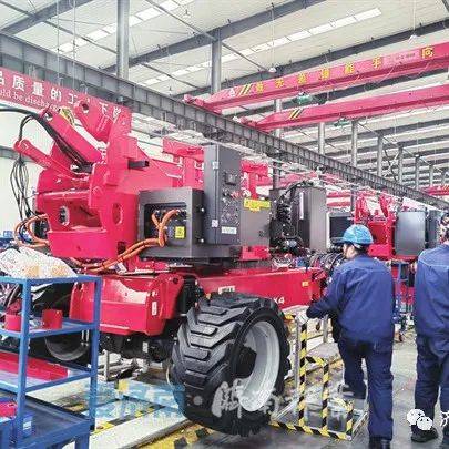 临工重机总经理支开印：可靠承载重托 实干成就未来_企业_产品_发展