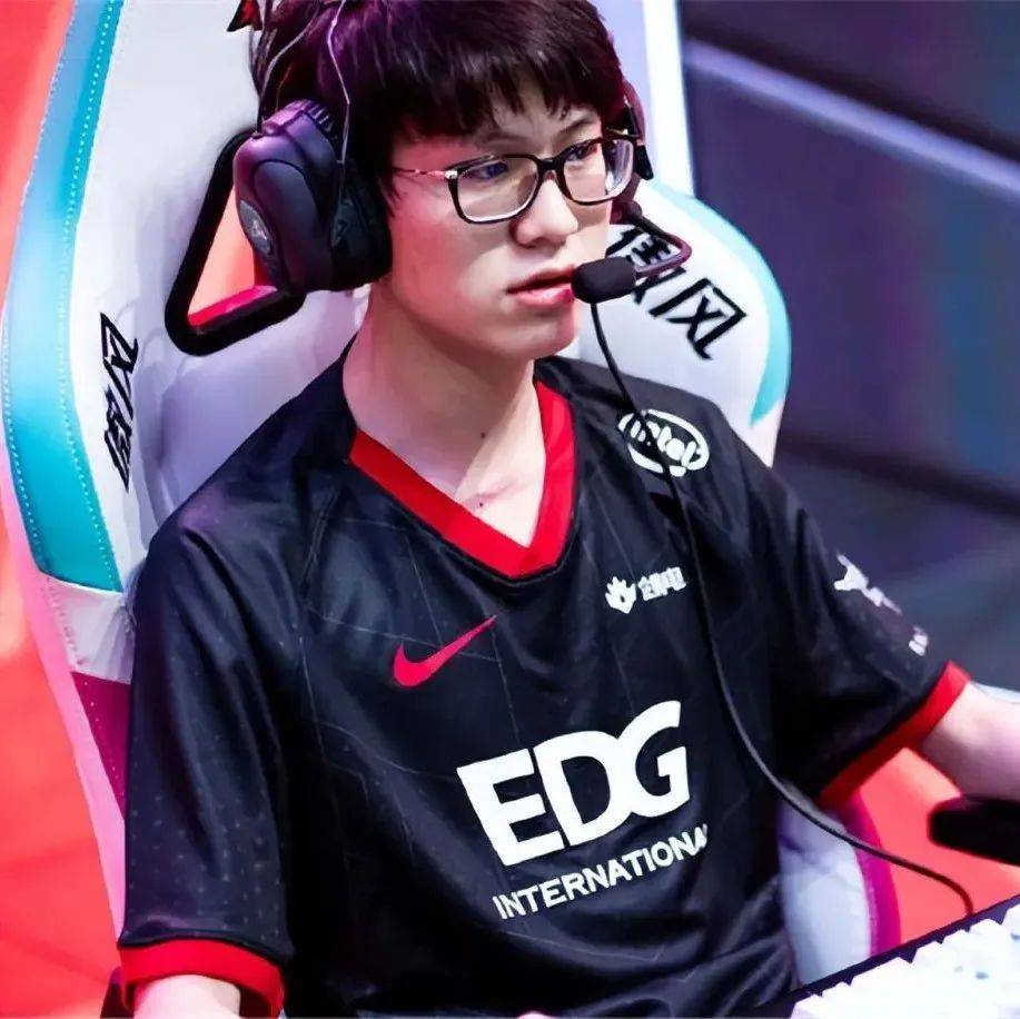 只要这次MSI夺冠，小虎就能越过LPL所有世界冠军？现在仅差阿水6万_奖金_选手_季中