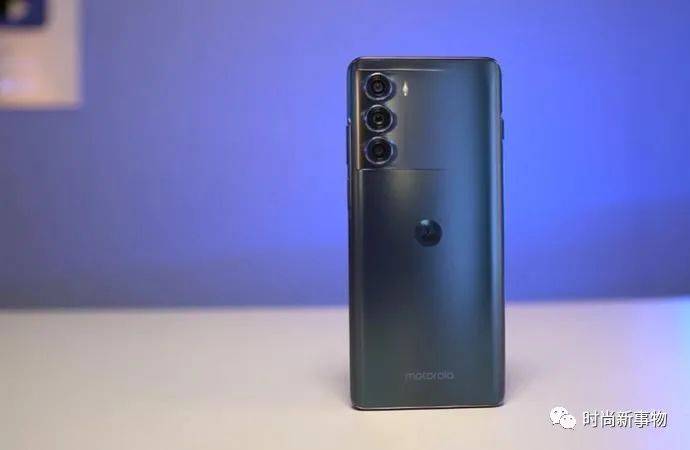 12G+256G！5000mAh+144Hz，荣获国际大奖的骁龙888手机跌至2299元_MotoEdgeS_设计奖_配置