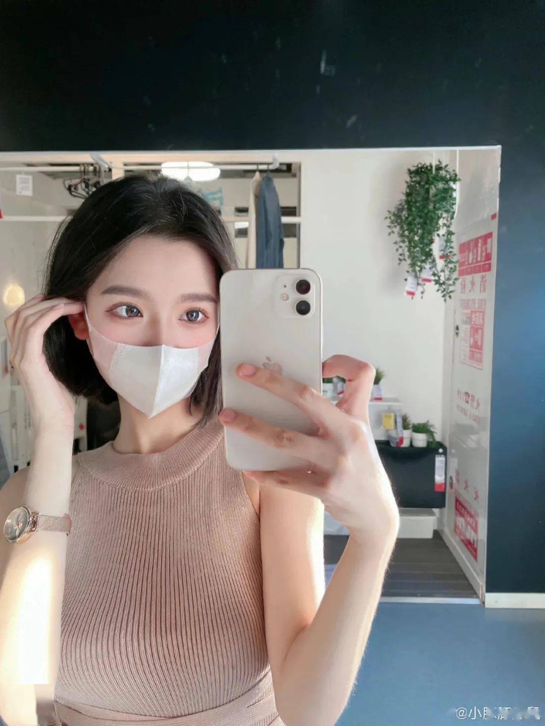 玩偶姐姐爆火之后，口罩女神成为新的流量密码！网友观众作品