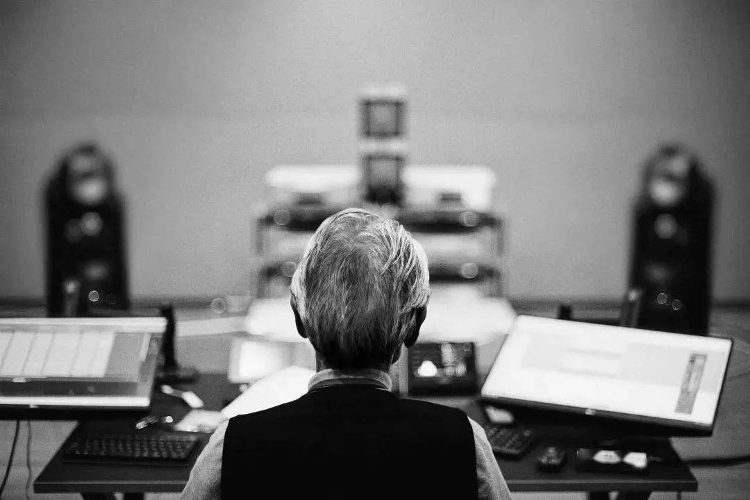 Esoteric 再发行四张古典音乐SACD唱片...._London_安德烈普列文_编号