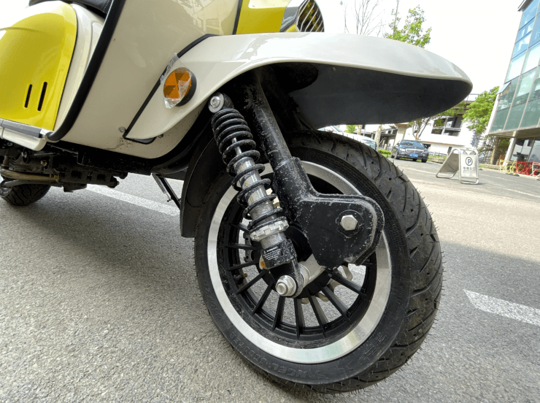 RA GP150初体验，兼具运动性能与复古格调_搜狐汽车_搜狐网