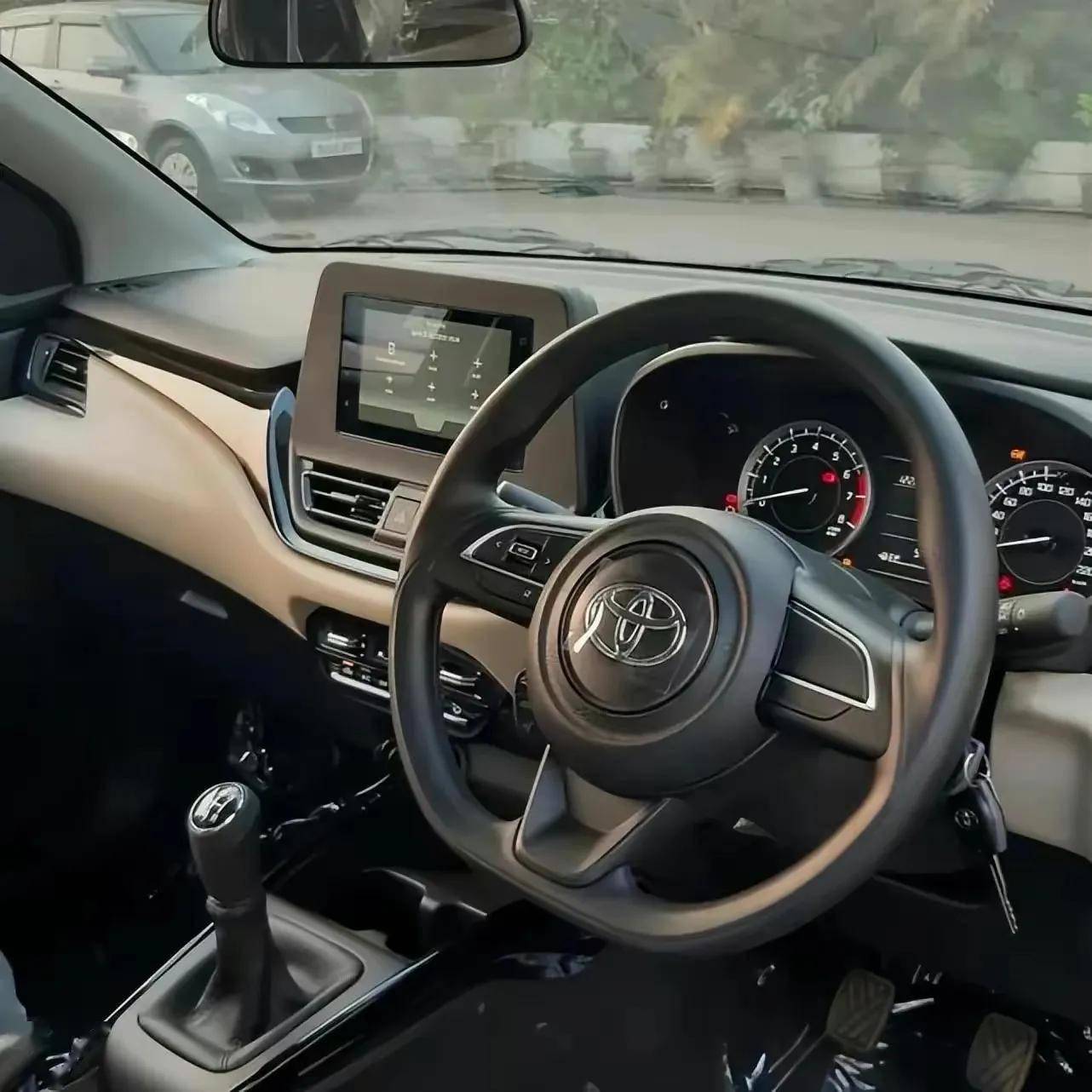 起步5万！丰田Clanza曝光，尺寸不输大众Polo，网友:铁轮毂很寒酸_搜狐汽车_搜狐网