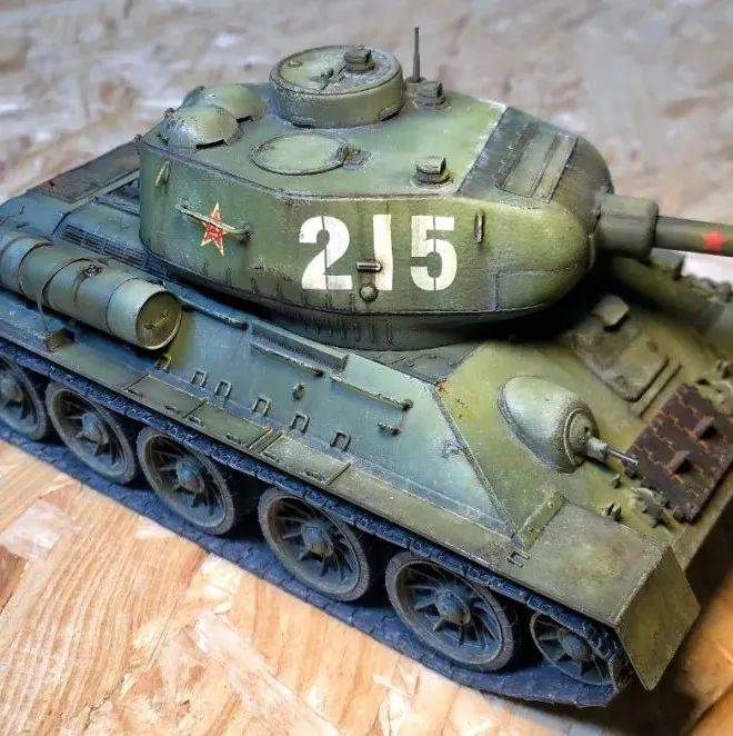 “人民英雄坦克”215号，T34/85坦克涂装制作_公众_来稿_处理