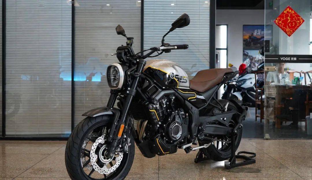 34980元的无极全新AC525复古..._搜狐汽车_搜狐网