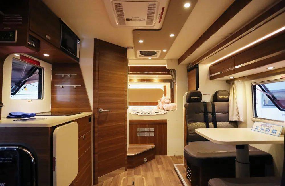 展会闭幕日：轻量化+干湿分离，2022款隆翠三号C638旗舰版-双拓_搜狐汽车_搜狐网