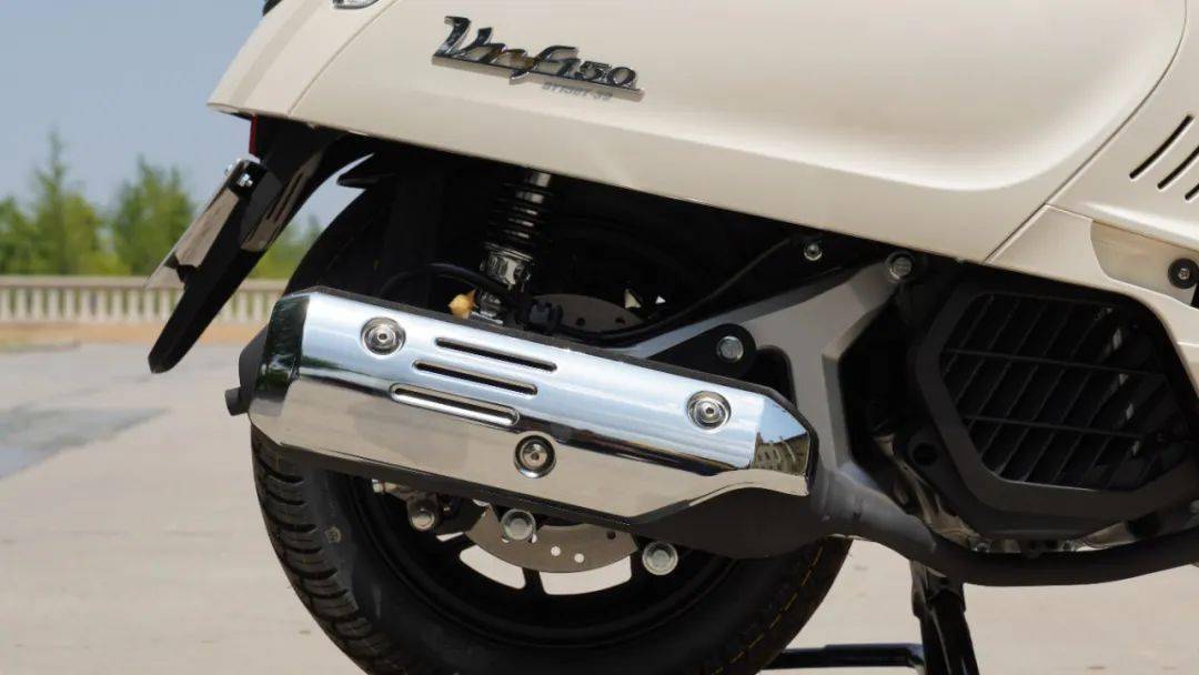 大阳发布会都说了啥？14980元起的混动复古踏板车VRF150，最显眼_搜狐汽车_搜狐网