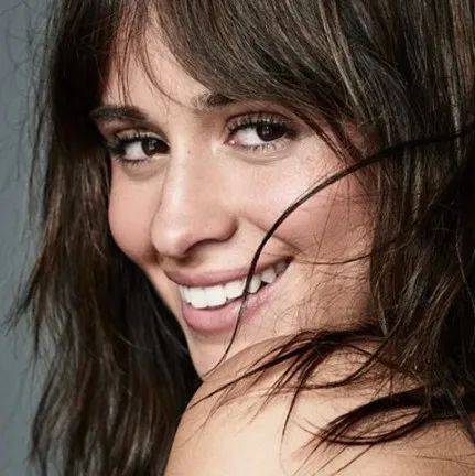 Camila 艺术专辑《Familia》本周正式出榜！_Cabello_美国_事情