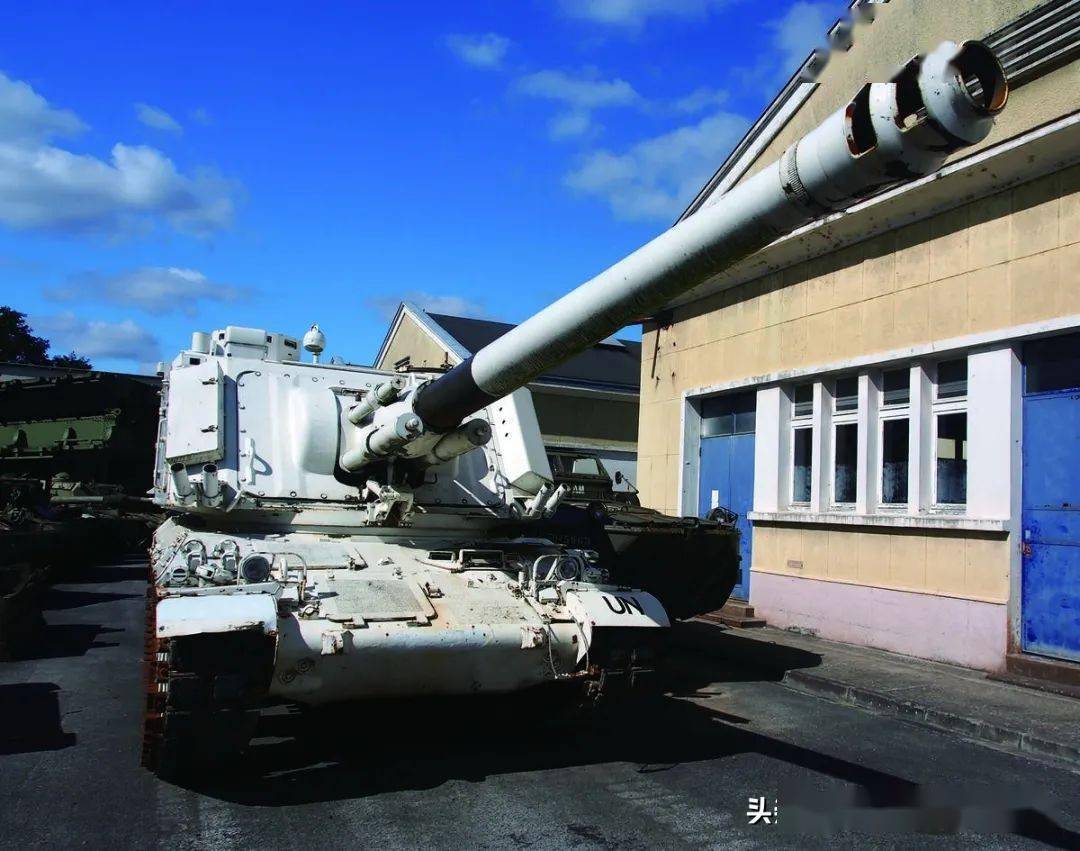 法国AUF-1 155毫米自行榴弹炮小传（下） - 液压汇