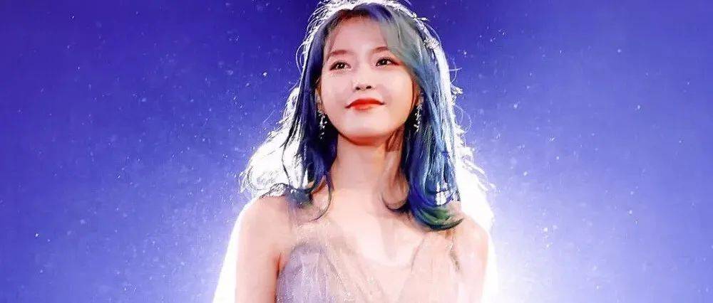 IU演唱会40万人抢票现场来了~韩网友自爆的抢票经历，一秒回归防破状态！_Love_Hour_体育场