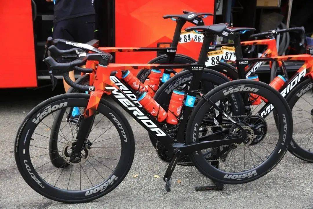 2022环西 | 巴林胜利车队的御用Merida SCULTURA、REACTO、TIME WARP TT_搜狐汽车_搜狐网