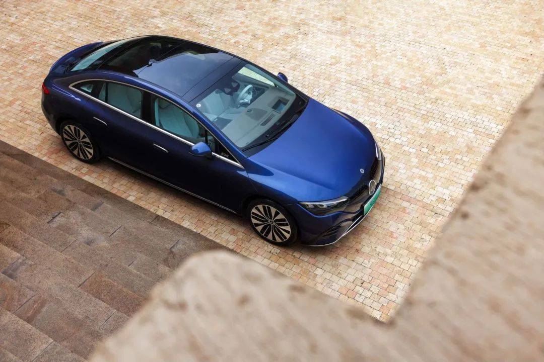 奔驰EQE国产上市，52.8万起能打吗？_搜狐汽车_搜狐网