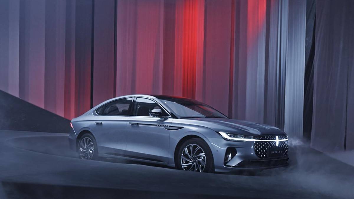 这味儿太对了，A4L、CT5、林肯Z针锋相对，最终谁能潮酷出圈_搜狐汽车_搜狐网