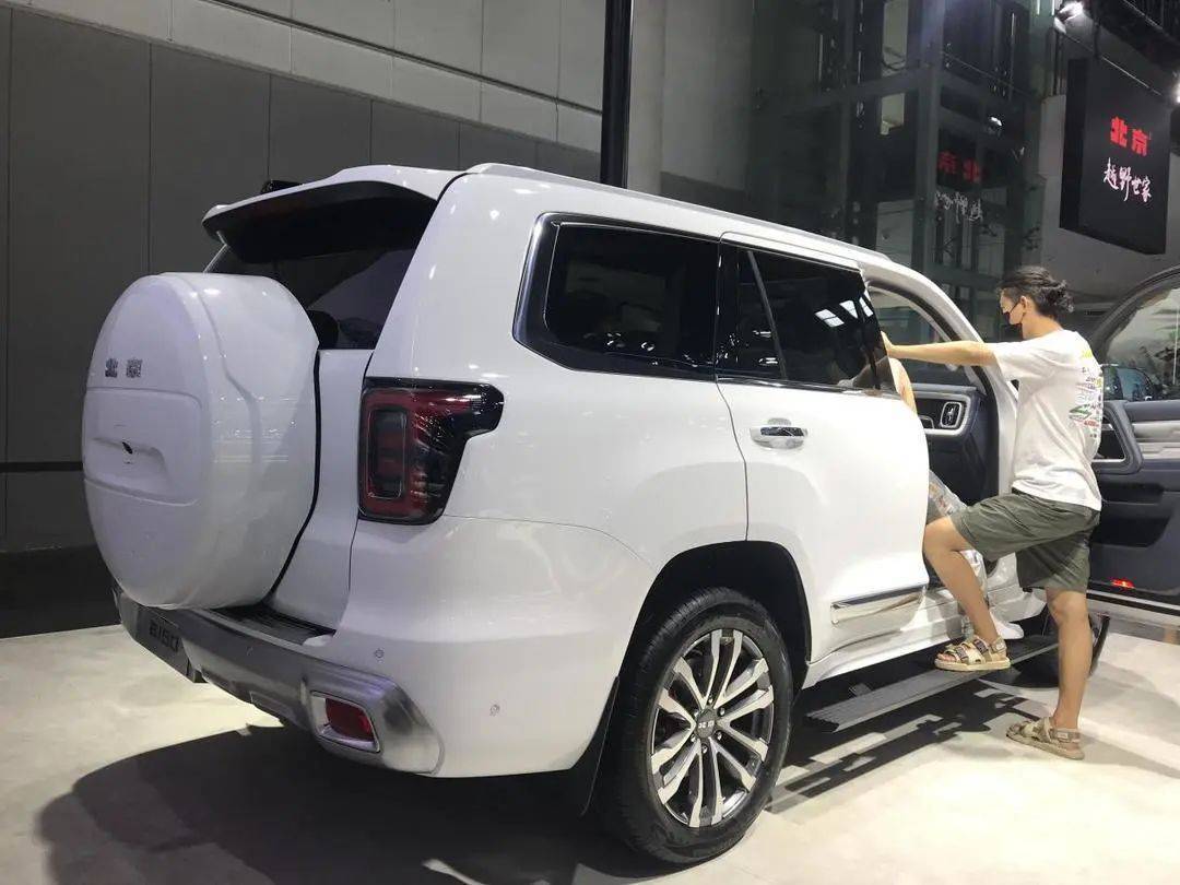 2022成都车展：BJ60开启预售，23.98万元起_搜狐汽车_搜狐网