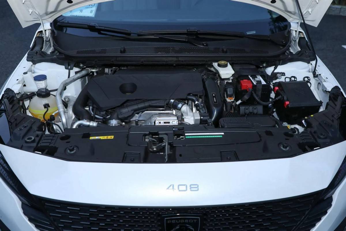 法系车开窍了？标致408标配1.6T+6AT，带真皮座椅，顶配12万出头_搜狐汽车_搜狐网