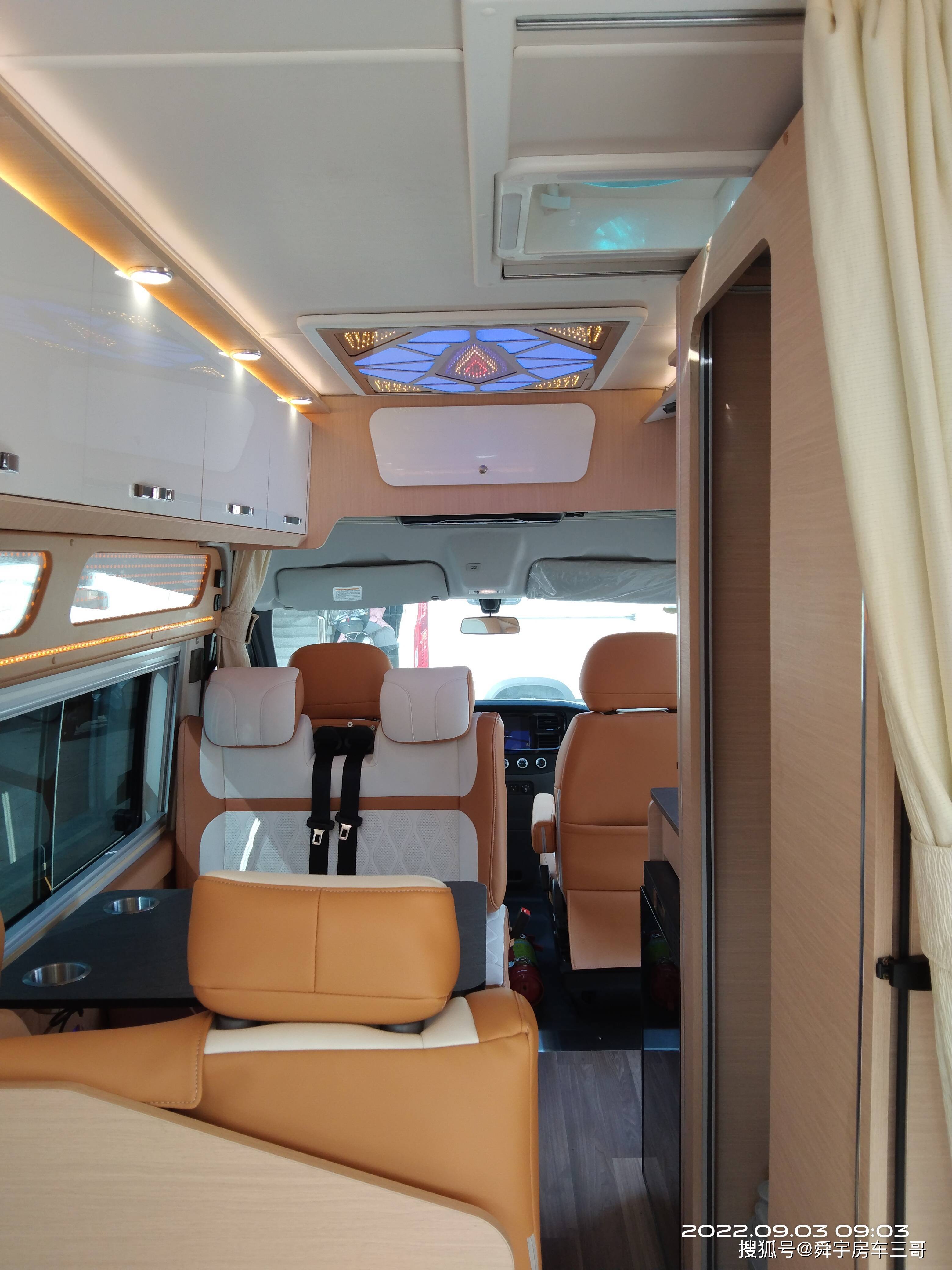 福特V348房车，黑骑士6座经典版_搜狐汽车_搜狐网