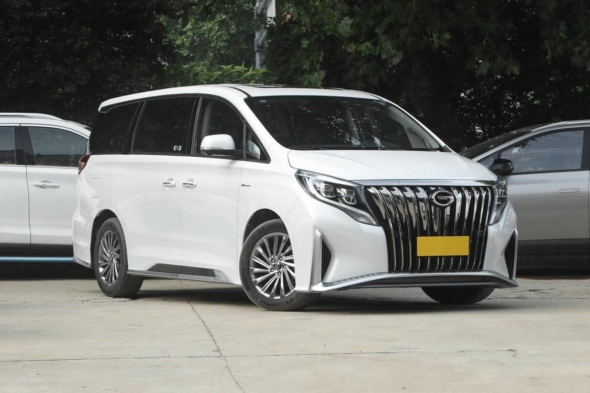 被称国产版别克GL8，17.98万起，标配2.0T+8AT，传祺M8不香？_搜狐汽车_搜狐网