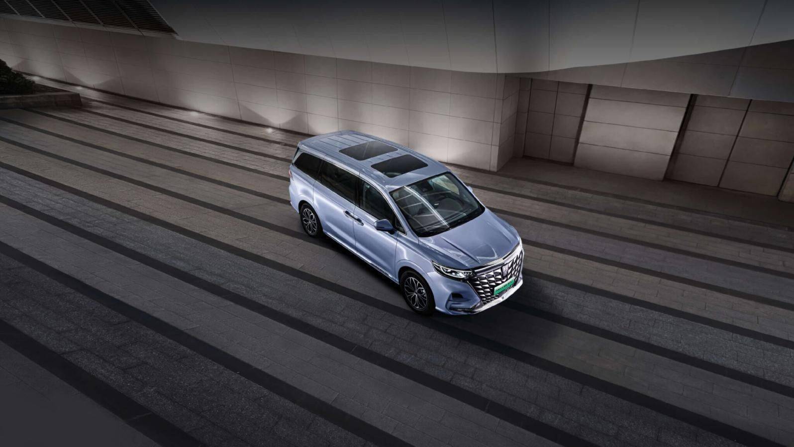 荣威iMAX8 EV售价25.98万起，为多孩大家庭提供出行新选择_搜狐汽车_搜狐网