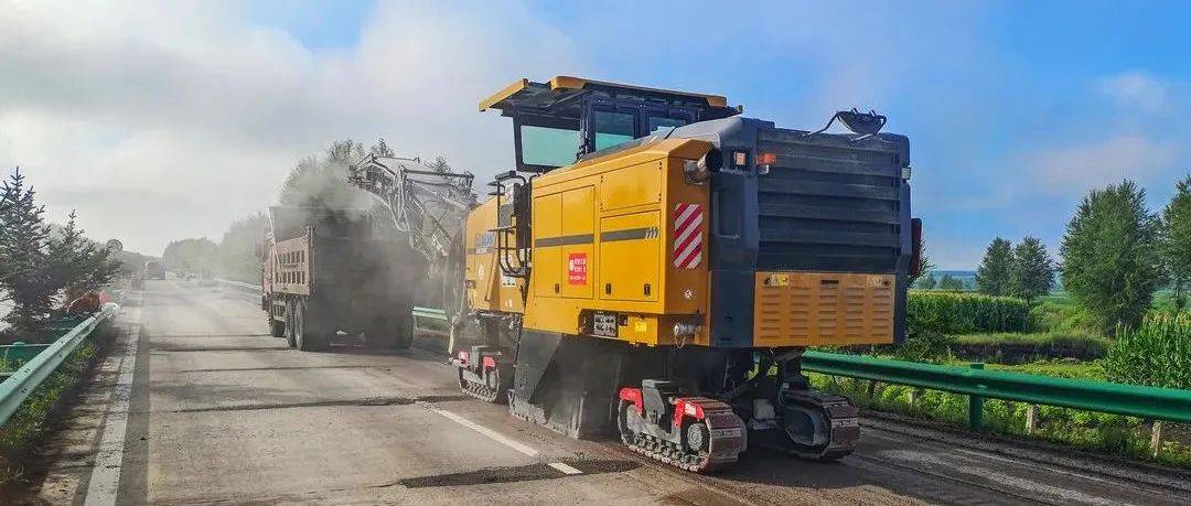 火力全开！徐工大型铣刨机跨境之路续写传奇！_施工_cm_高速公路