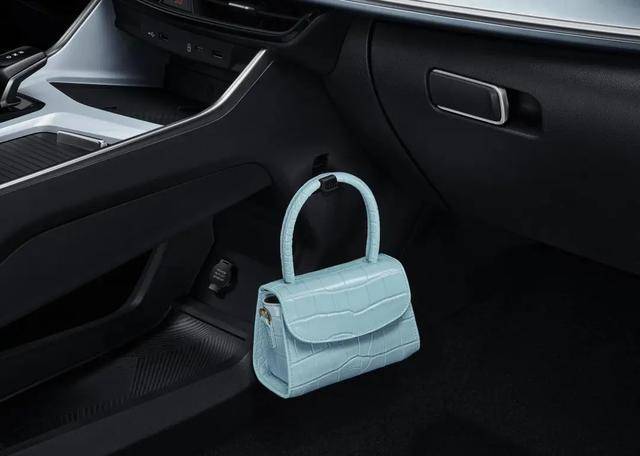 外观大改变，车长增加120mm，MPV吉利嘉际L正式上市！_搜狐汽车_搜狐网