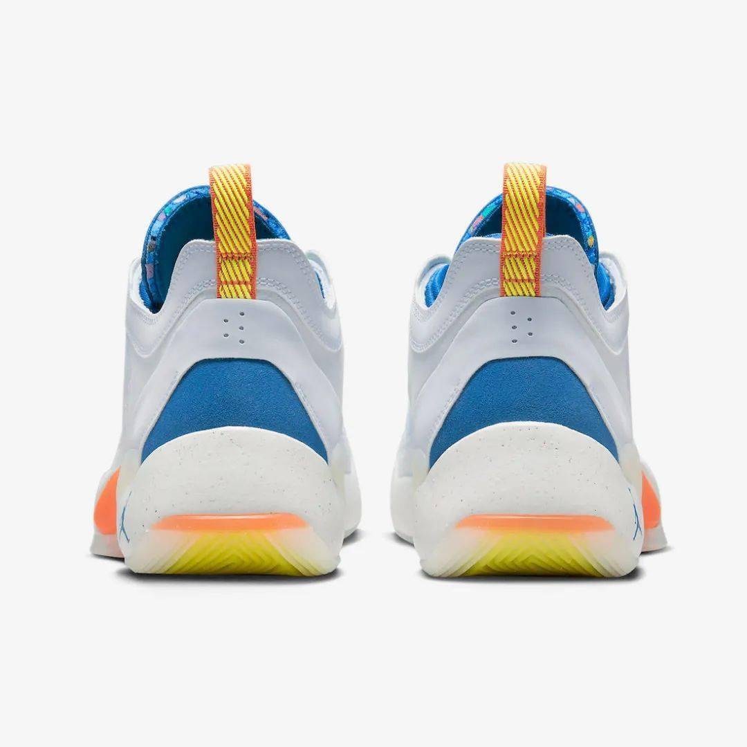 一张训练照，就把AJ37 Low和拉文一代曝光了？_系列_归化_Luka