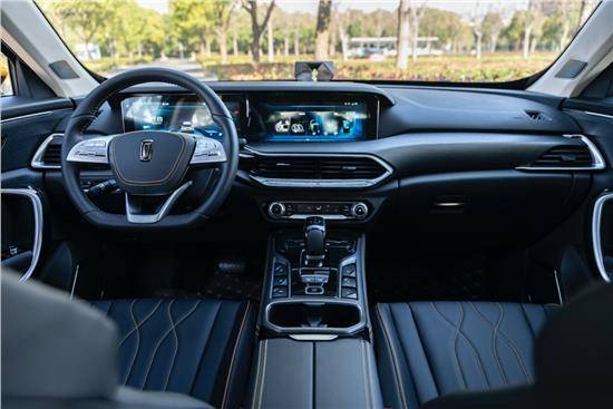 10万元SUV奔腾T77 Pro凭实力打动消费者_搜狐汽车_搜狐网