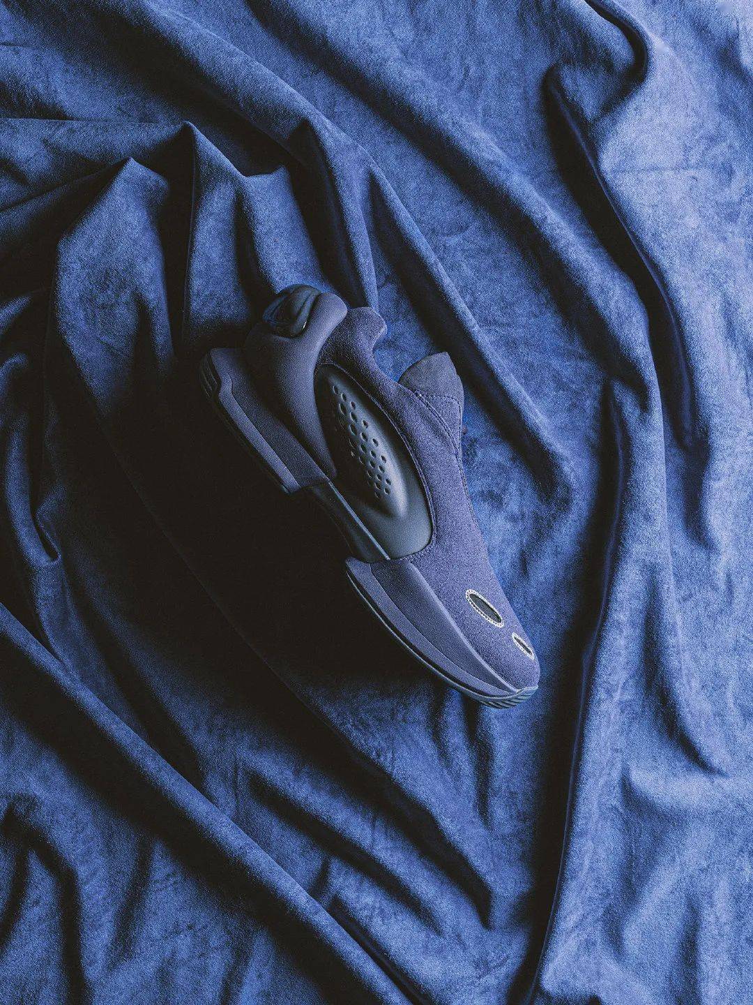 一张训练照，就把AJ37 Low和拉文一代曝光了？_系列_归化_Luka