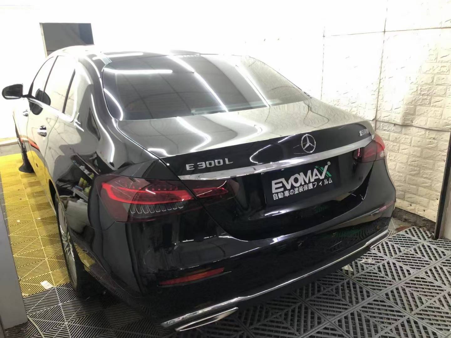 EVOMAX易玛日本隐形车衣，黑色奔驰E级完美竣工 ！_搜狐汽车_搜狐网