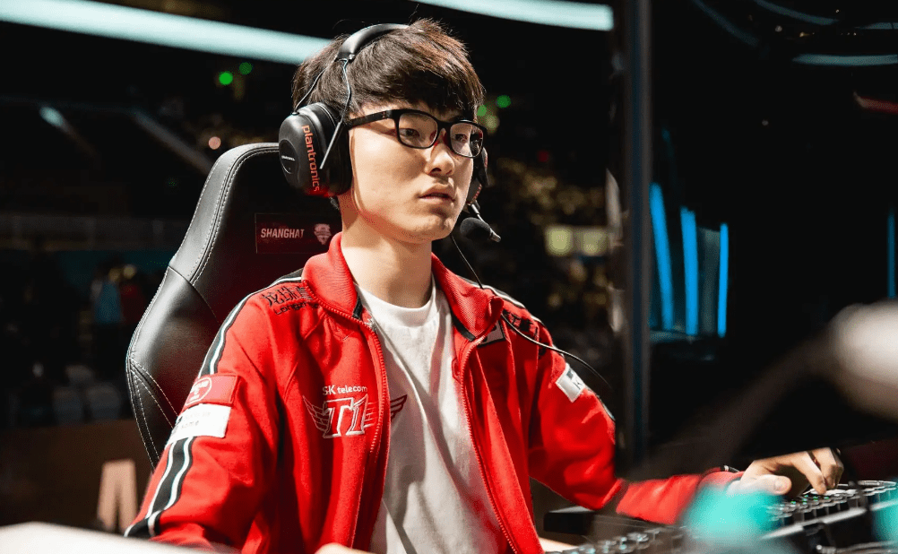 大热必胯？历届全球总决赛选手Top1，仅Faker一人幸免_Dade_knight_世界