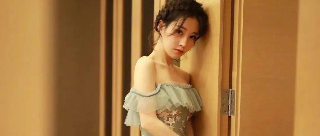 男人只有情到深处,才会这样做,是控制不了的!主动时候感情